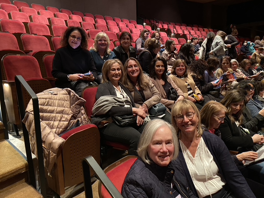 A Theater Night Out – THE WOMAN'S CLUB OF UPPER SADDLE RIVER